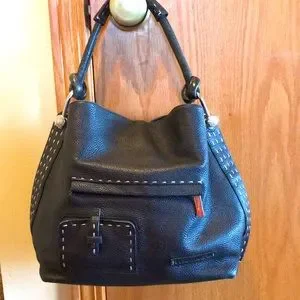 BCBGMaxAzria | Bags | Bcbgmaxazria Black Leather Signature Hobo Bag ...